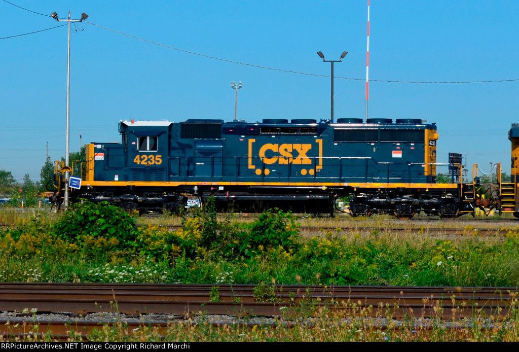 CSX 4235
